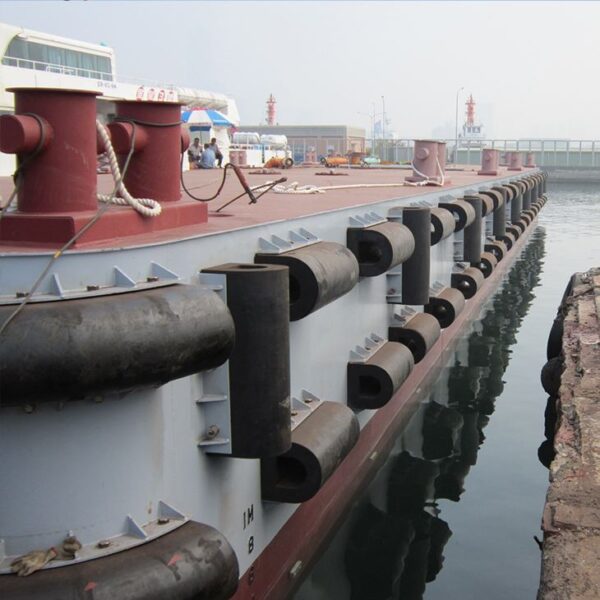 The role of D fender in docks and ships - Baddie Hub Canada